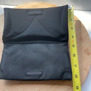 Running Buddy | Bags | Buddy Pouch Magnetic Runners Walkers Hikers ...